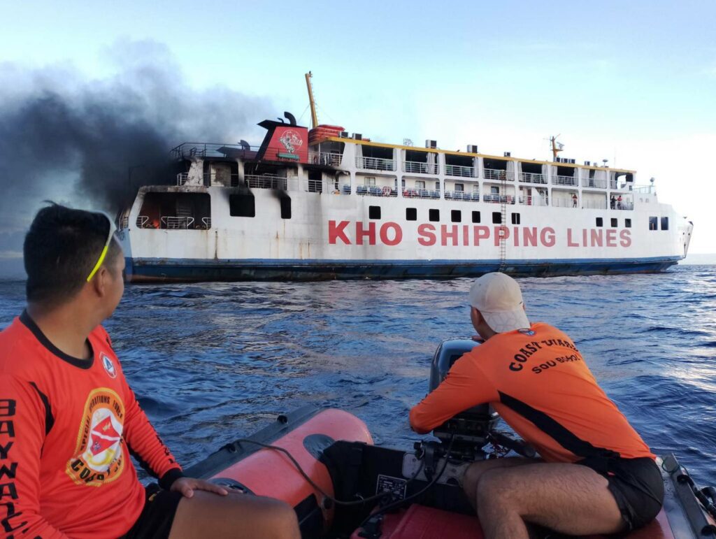 Passenger-Cargo Vessel Mv Esperanza Star Caught Fire In The Philippines ...