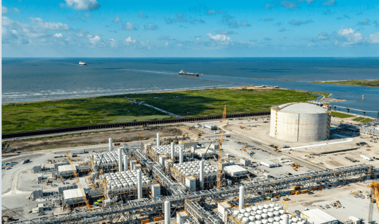 German SEFE and Venture Global Sign 20-year LNG Deal | Commodity news ...