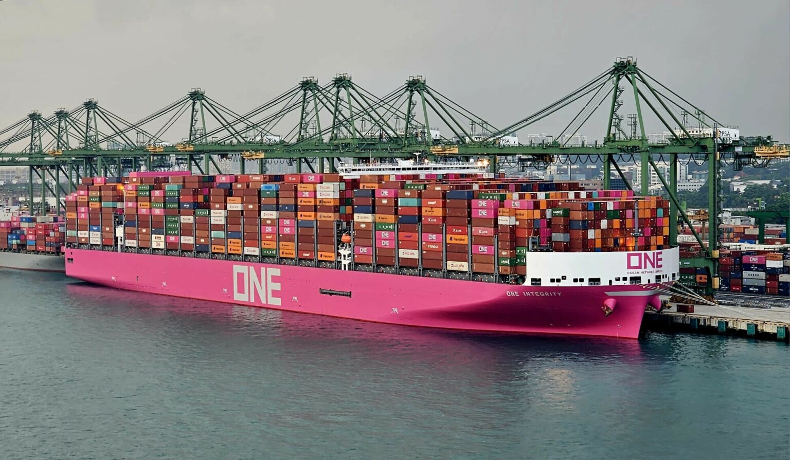 New World Record For Laden Containers Loaded Aboard ONE’s Ship-Video ...