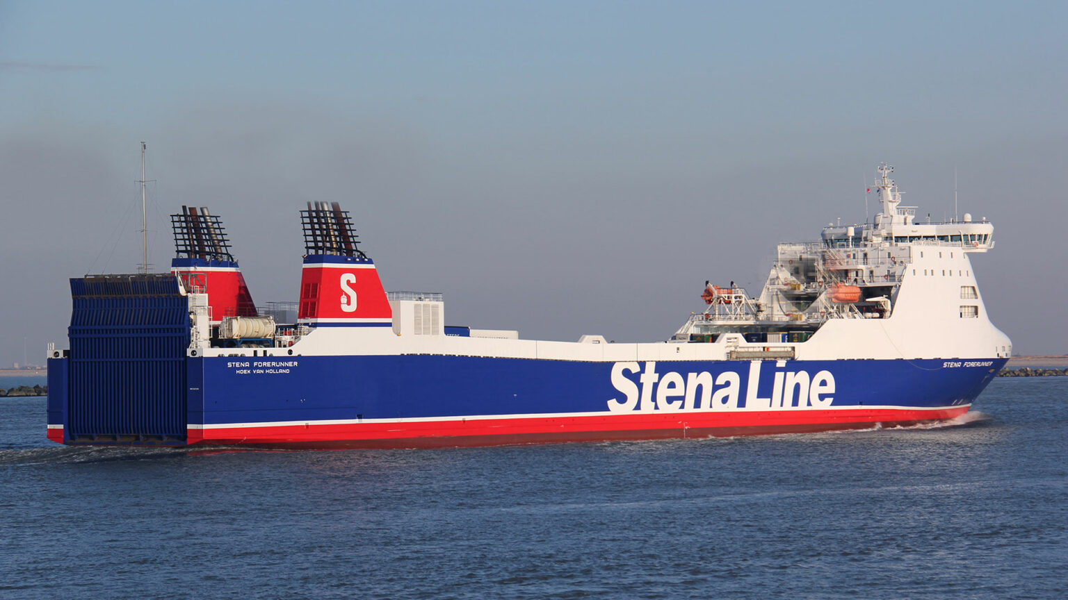 China Merchants Jinling Shipyard To Add Cargo Deck On Two Stena RoRo ...