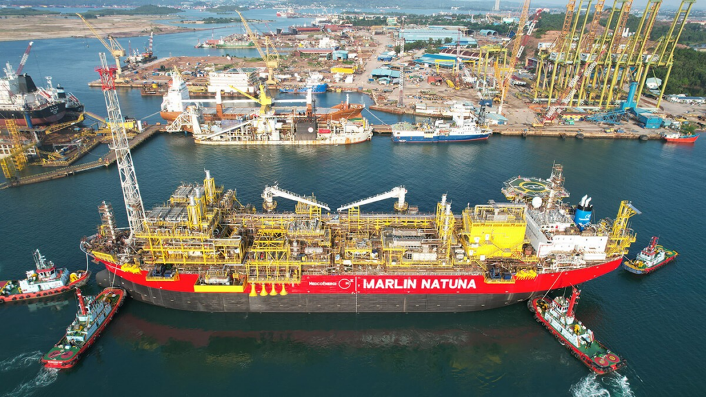 Indonesia’s 1st tanker-to-FPSO conversion at PaxOcean shipyard ...