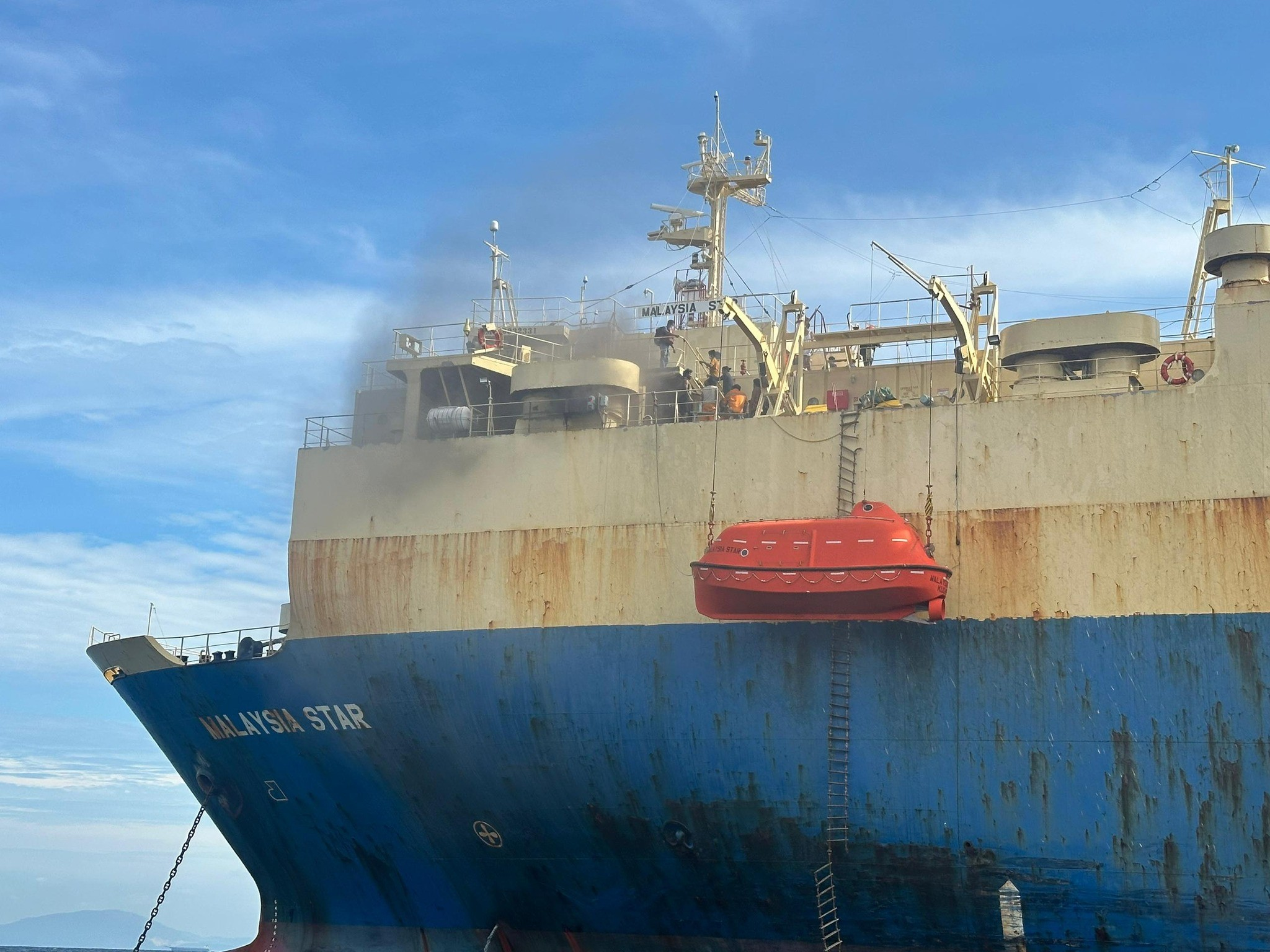 Blaze on vehicle carrier forces 19 crew members to abandon ship | Ship ...