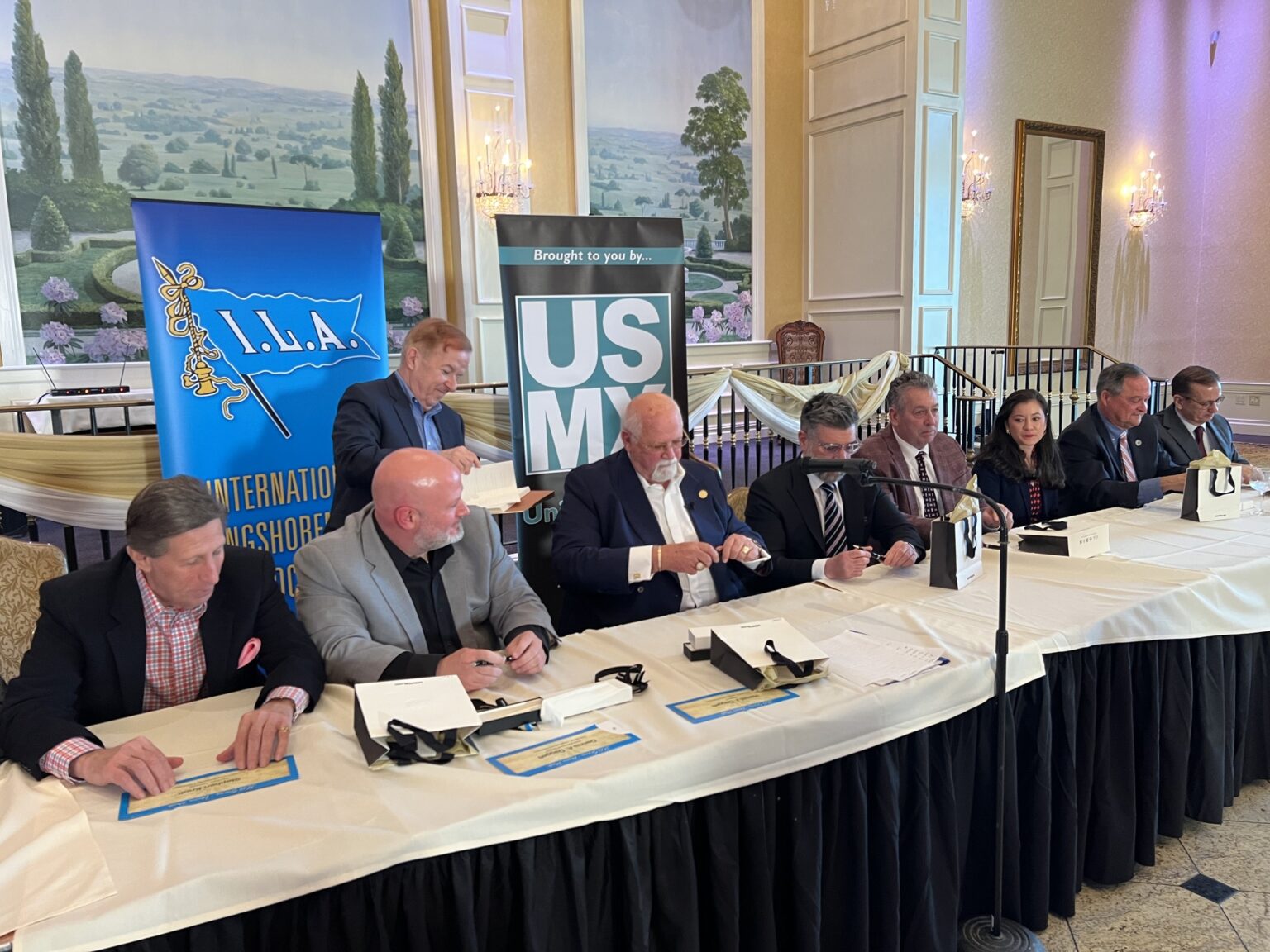 Historic ILA-USMX contract secures stability for Atlantic and Gulf ...