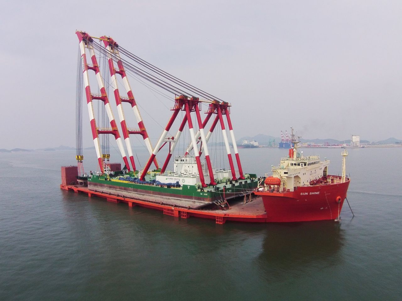 SAL Heavy Lift expands deck carrier fleet with two semi-submersible ...