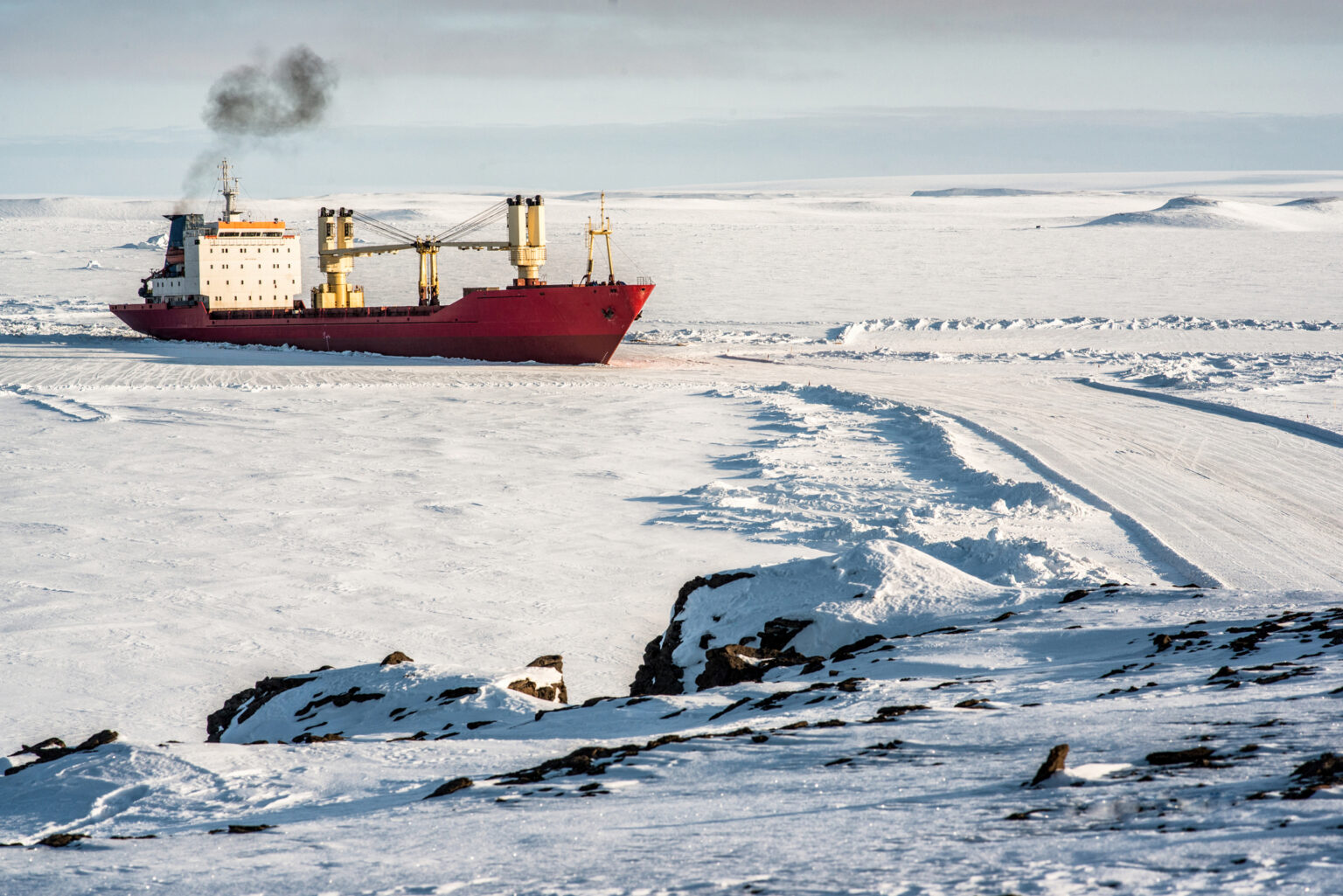 India, Russia sign pacts on Polar waters maritime push | Shipping news ...